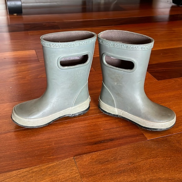 Bogs | Shoes | Bogs Rain Boots For Kids Size 8 Us Gray | Poshmark